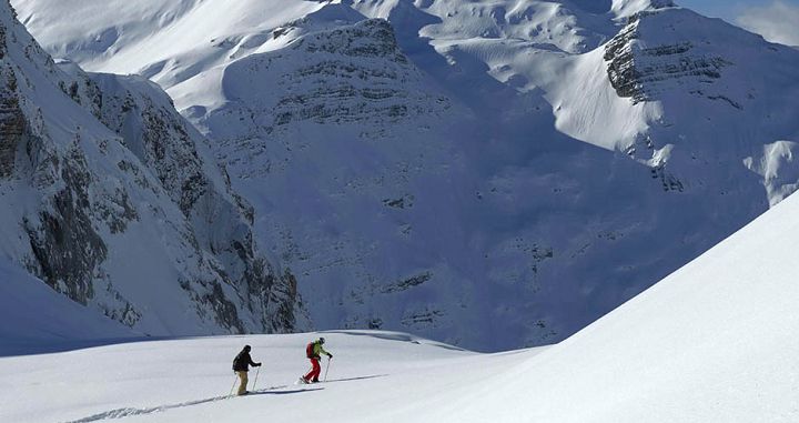 Lech Ski Resort | Arlberg | Review and book Lech Ski Deals